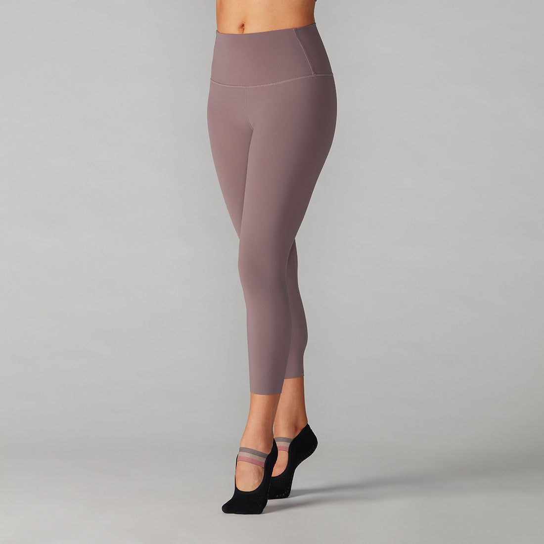 High Waisted Crop Leggings * – ToeSox | Tavi