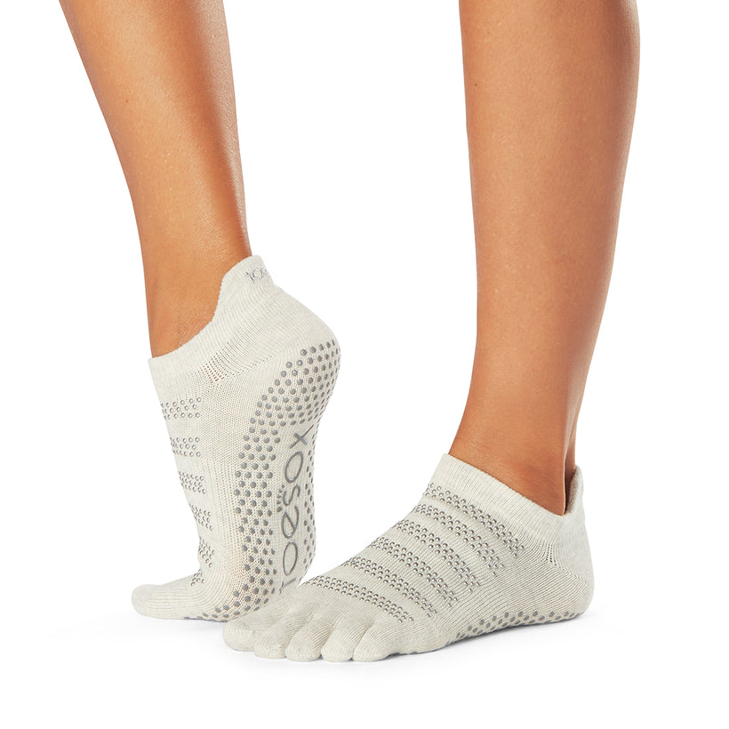 Full Toe Low Rise Grip Socks | Sale | Toesox – ToeSox | Tavi | Vooray