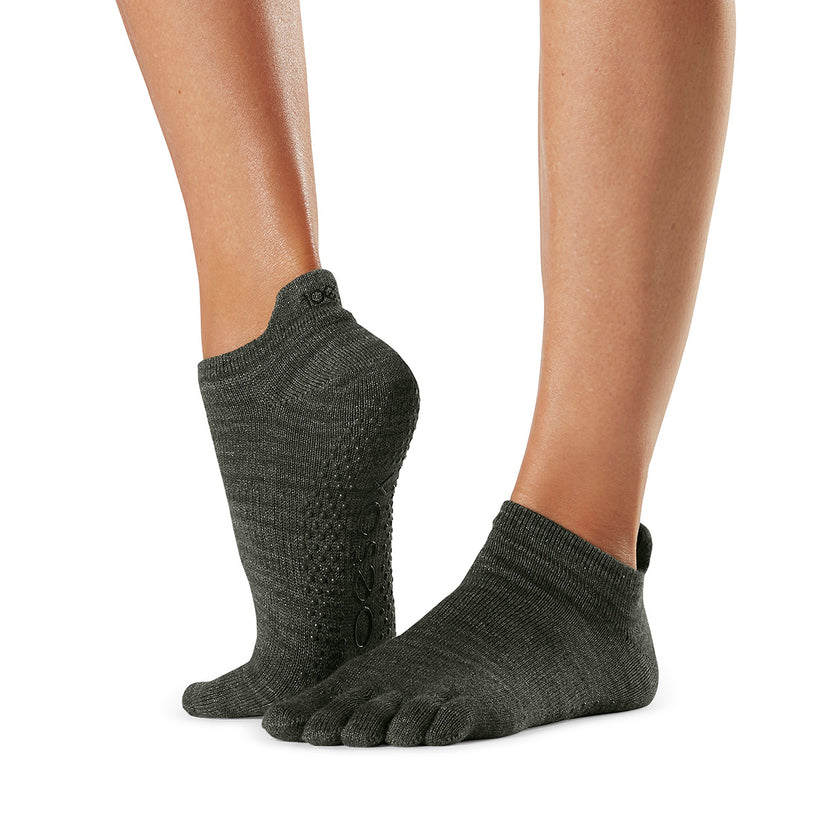 Full Toe Low Rise Grip Socks | Sale | Toesox – ToeSox | Tavi | Vooray
